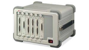 U2781A USB Modular Product Chassis | Keysight